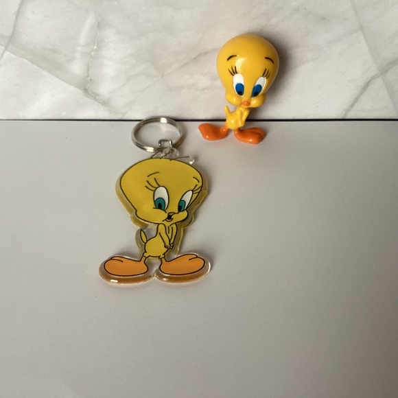Warner Bros. | Toys | Warner Bros Tweety Bird Key Chain Figurine | Poshmark